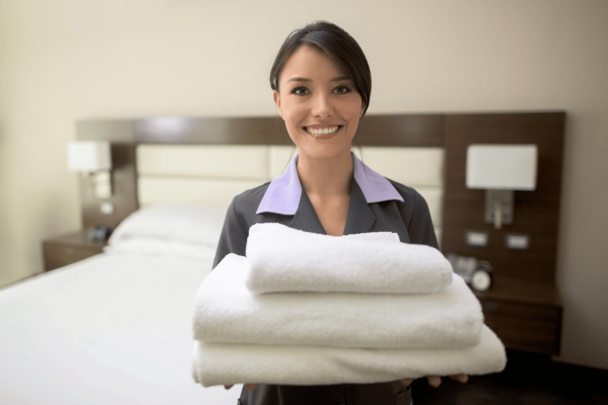 16 Familiar Hotel Comforts Vanishing Fast – Here’s How Savvy Families ...