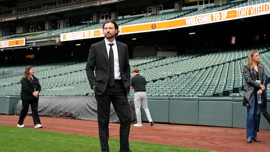New SF Giants manager Tony Vitello takes high road after Joe Maddon's ...
