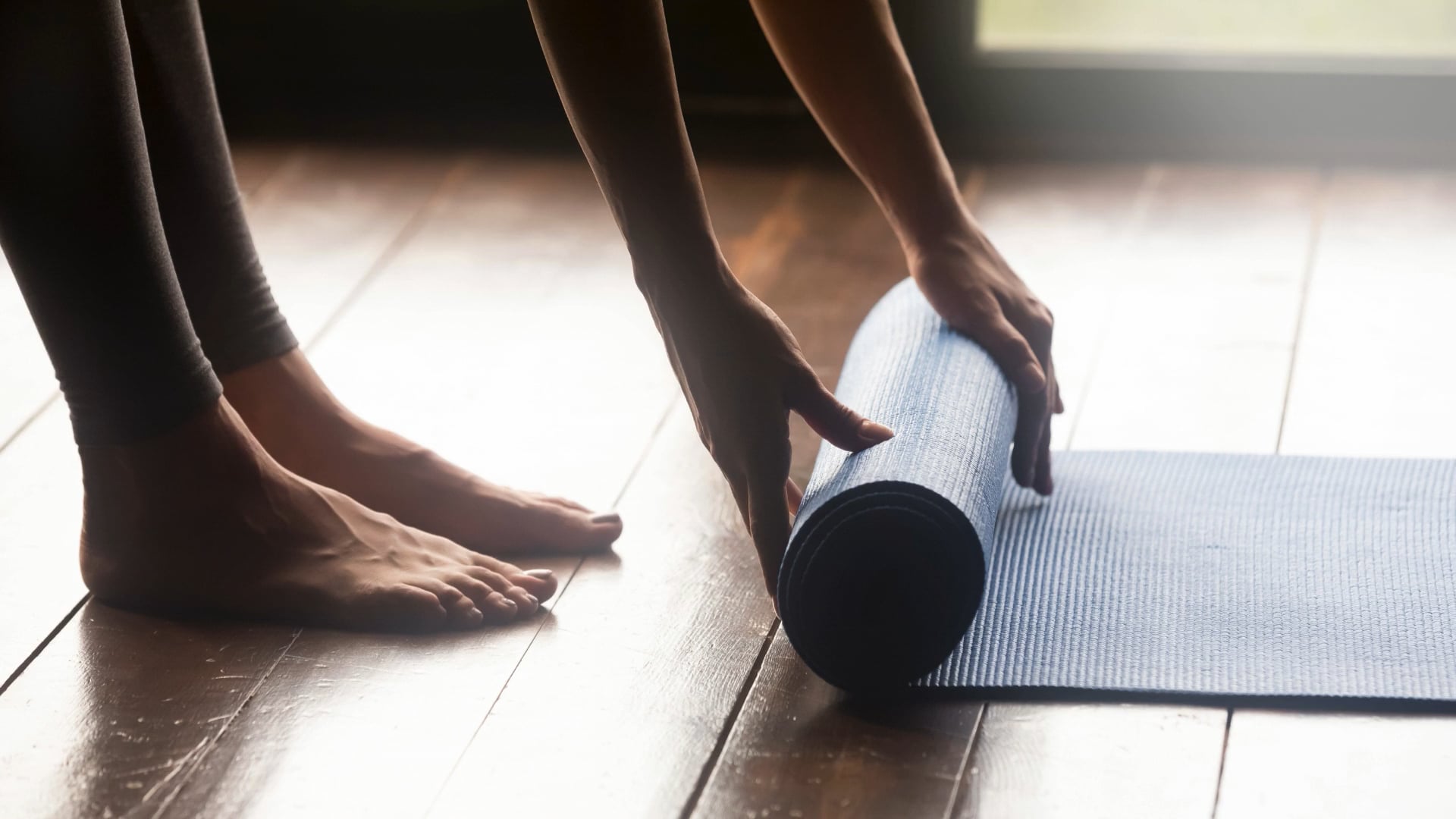 Stop suffering from back pain: Walking, yoga and other natural remedies ...