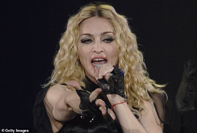 Alex Rodriguez makes childhood trauma revelation after addressing ...