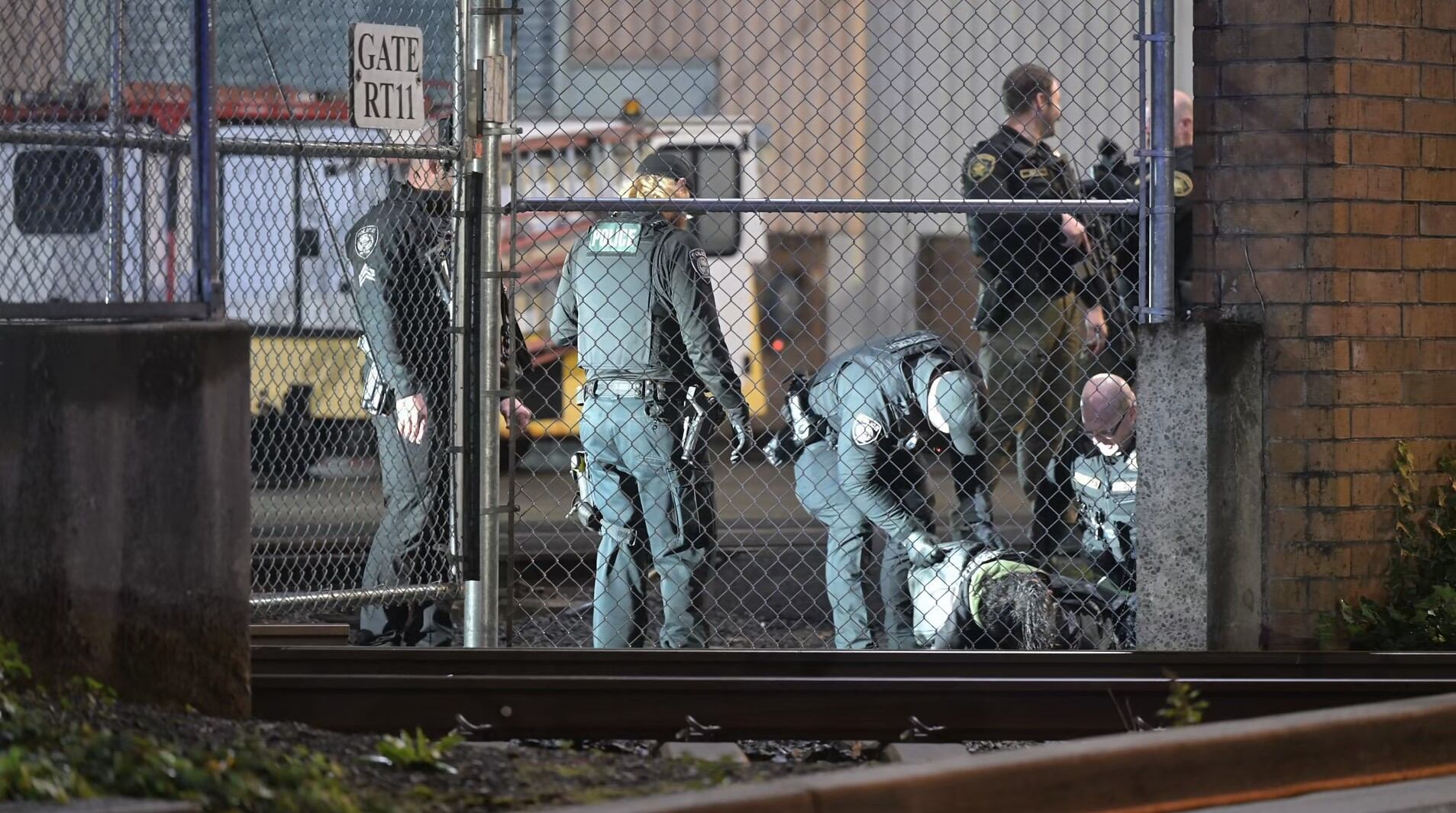 Man accused of threatening TriMet employees with knife in Gresham