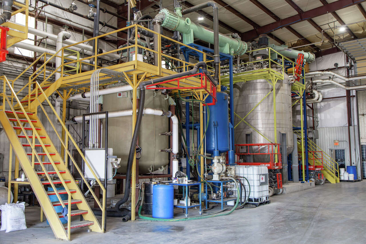 Jacam Catalyst expands Kansas plant with new reactor, fabrication facility