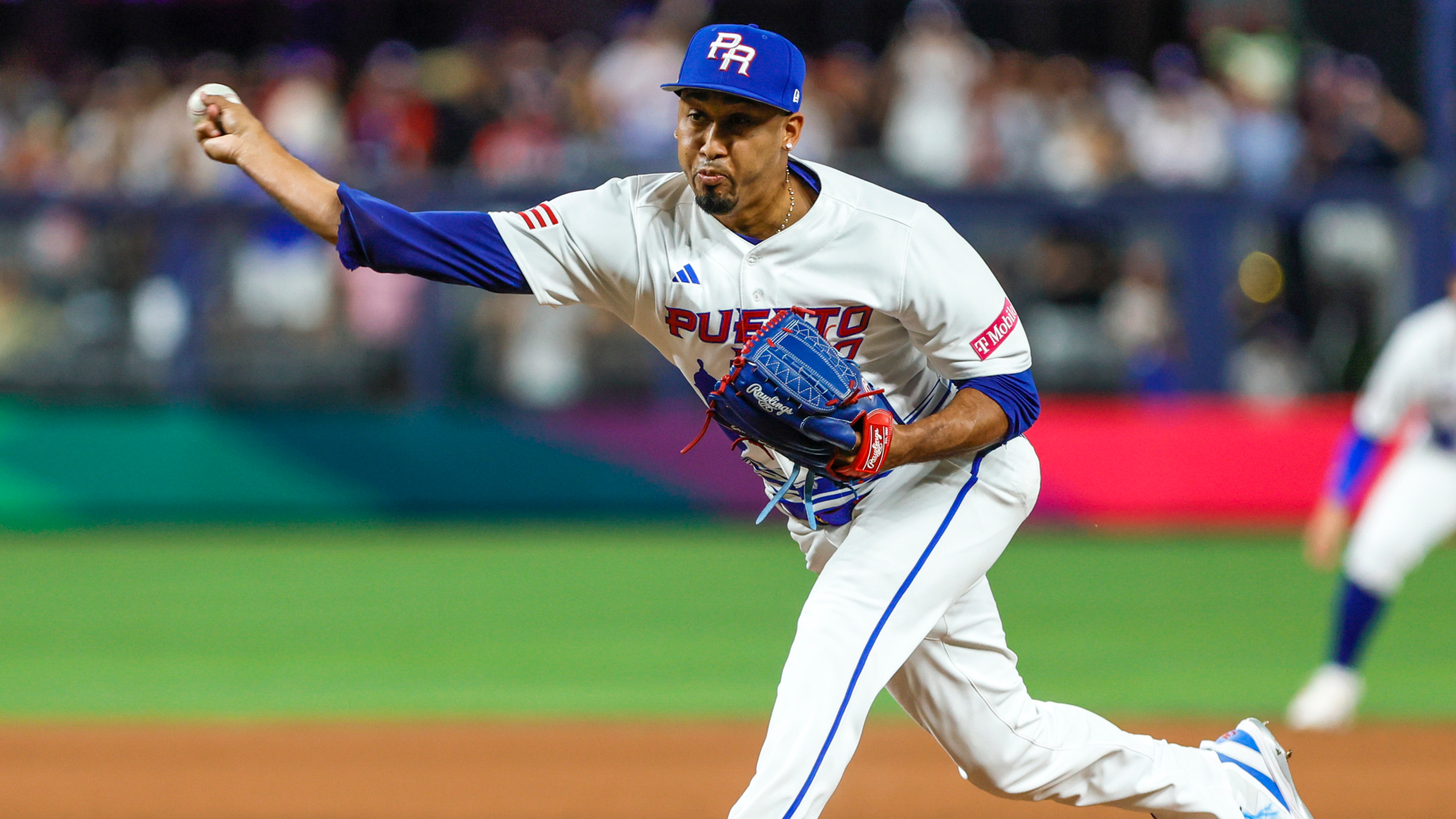 Should Red Sox Target Three-Time All-Star For Super Bullpen?