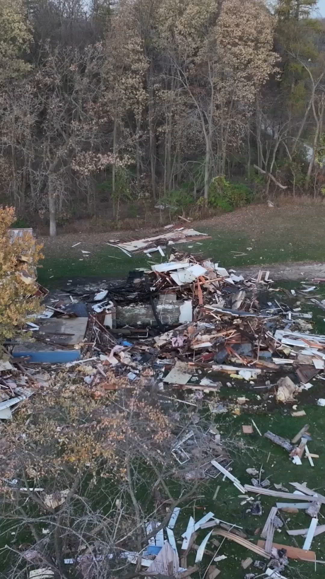 House explodes in western Illinois