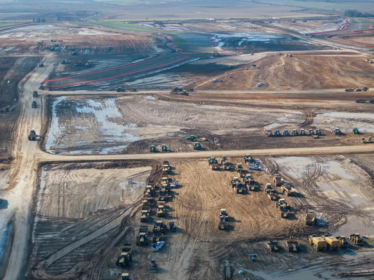 Data Centers Get Upgraded for the AI Era