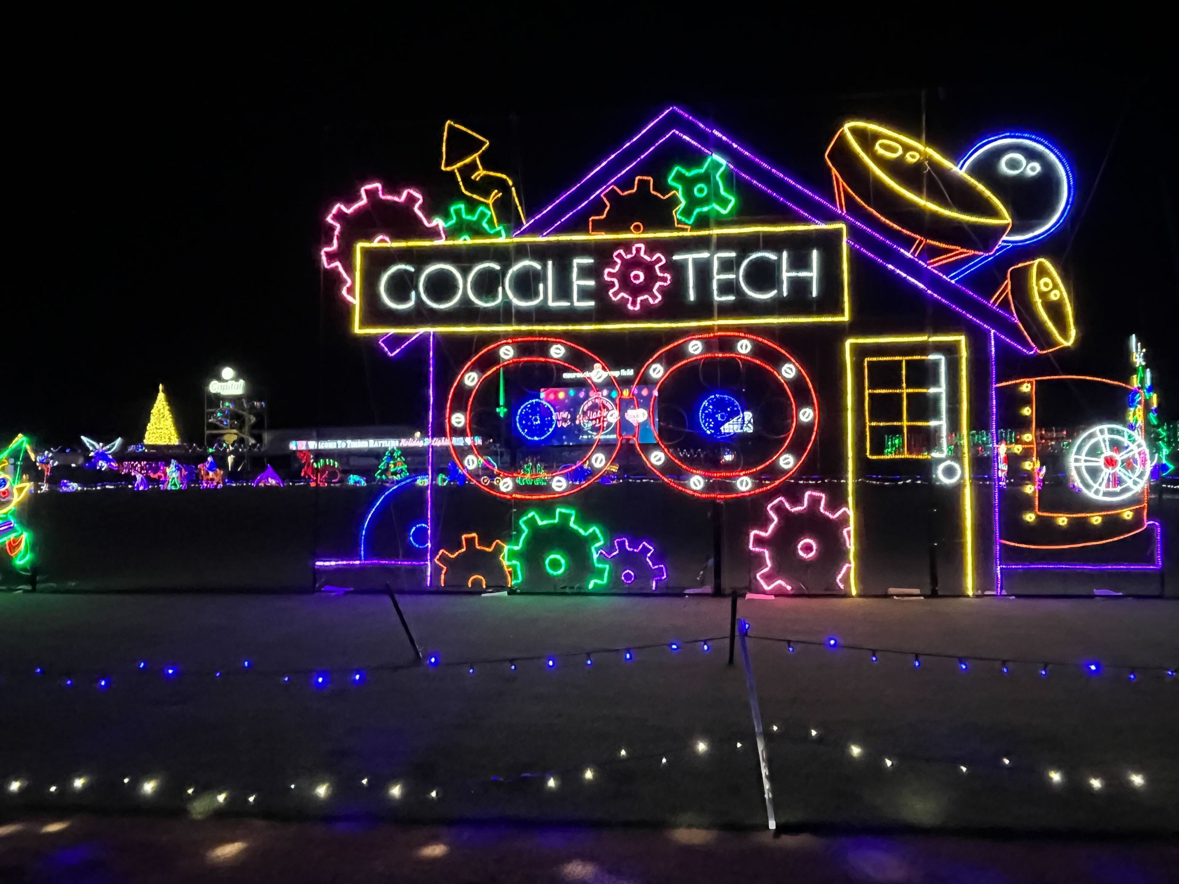 Timber Rattlers create holiday light display at Fox Cities Stadium