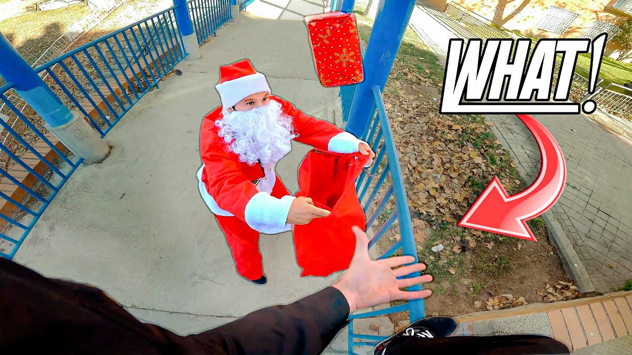 ¡Santa y el Grinch hacen parkour navideño! Detrás de cámaras lleno de ...