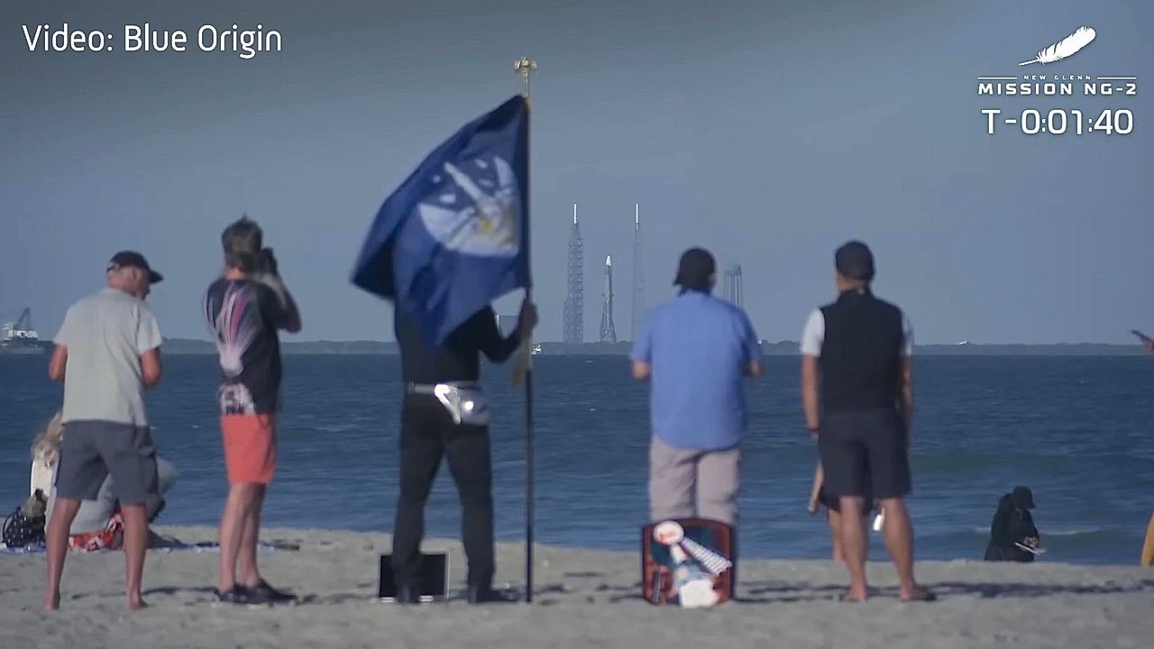 Blue Origin's “New Glenn” launches NASA Mars mission and nails first ...