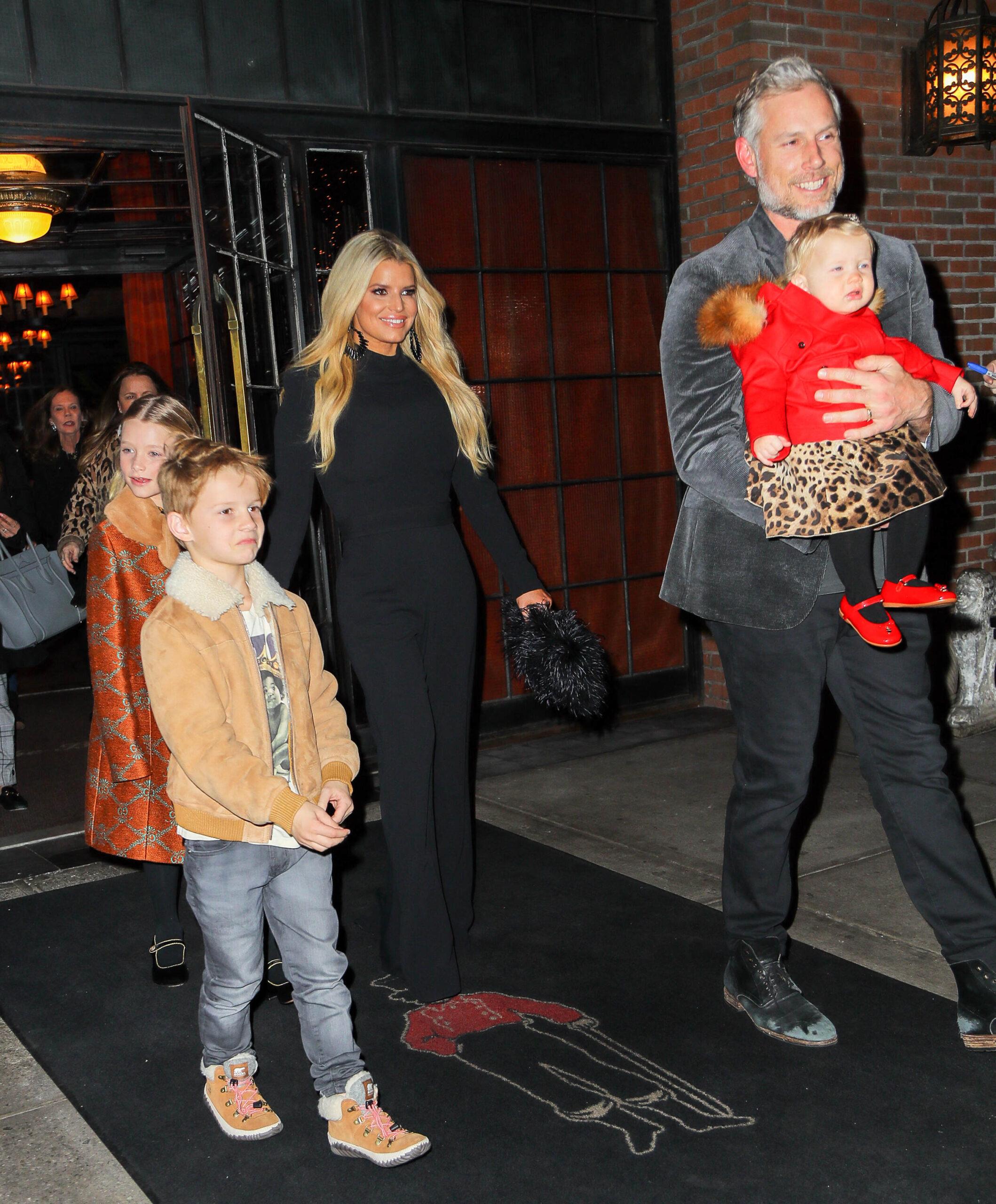 Jessica Simpson And Eric Johnson Inches From Divorce Showdown As ...