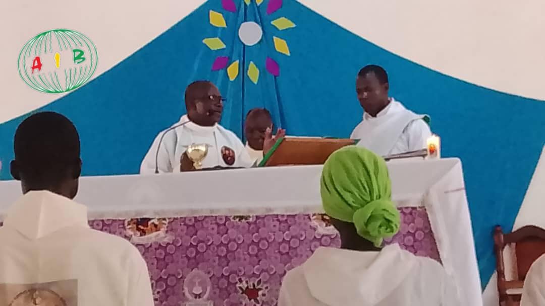 Gossina: les fidèles catholiques rendent grâce à Dieu pour l'abondance ...