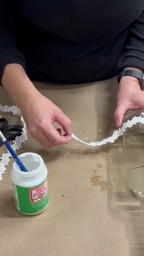 People are surprised by her GENIUS whiskey bottle hack!