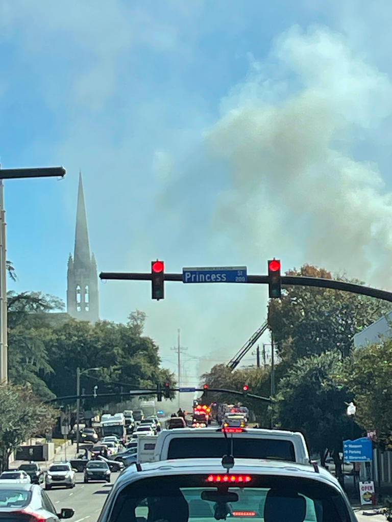PHOTOS AND VIDEOS: Historic building in downtown Wilmington on fire