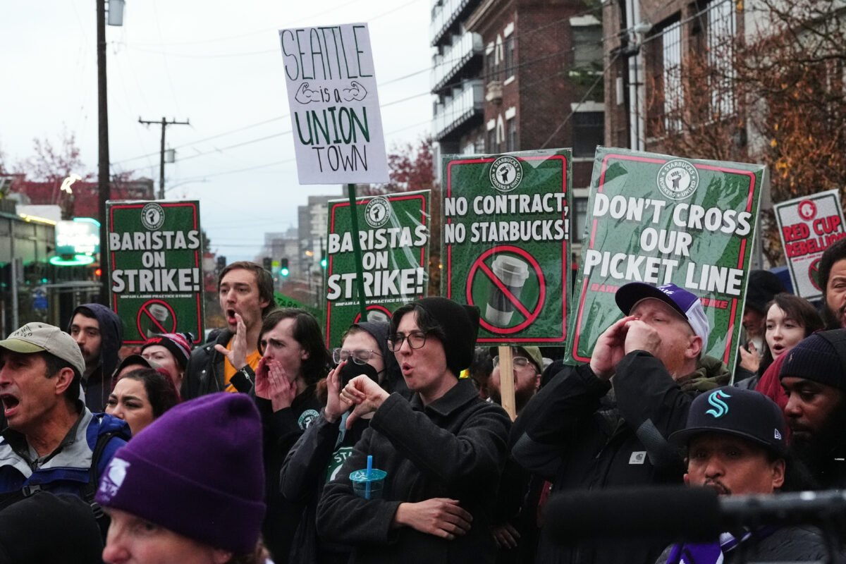 Mamdani Calls to Boycott Hundreds of NYC Starbucks Branches While ...