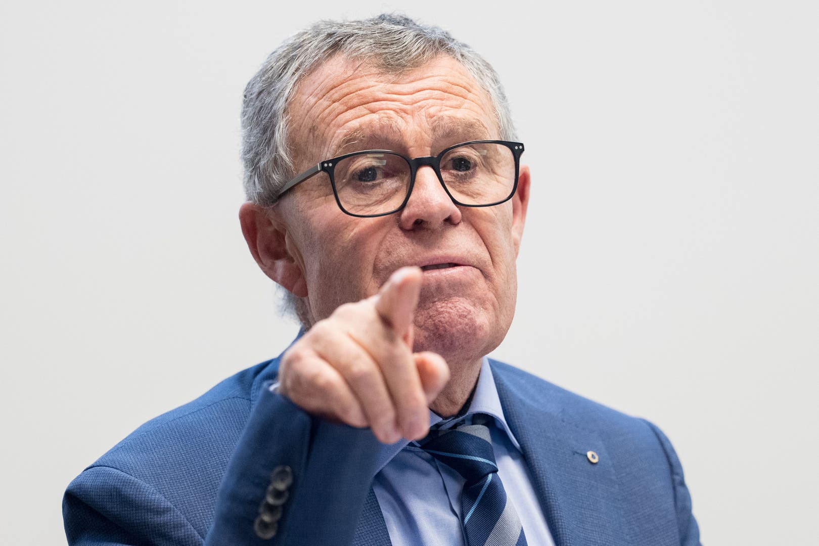 Datensammlungen im Zürcher Steueramt: Ernst Stocker verteidigt das ...