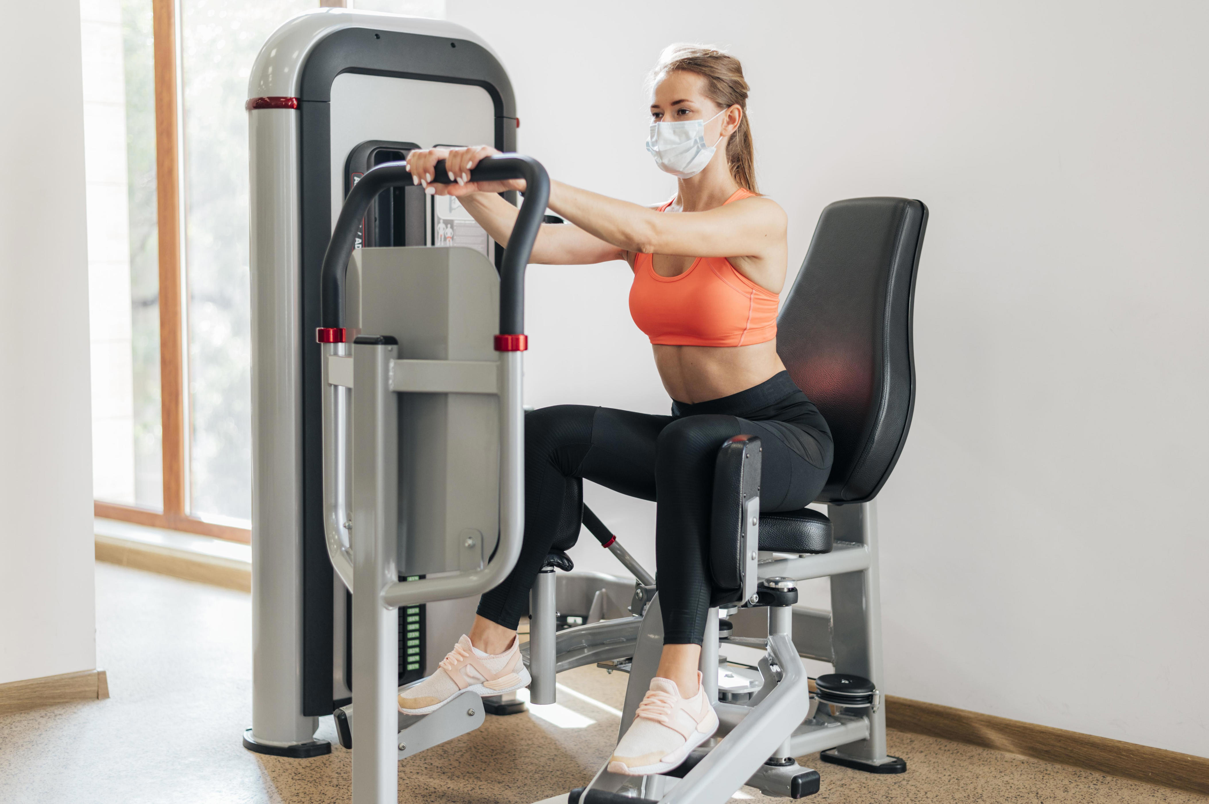 Tronco reto ou inclinado? A melhor postura na cadeira abdutora para ...