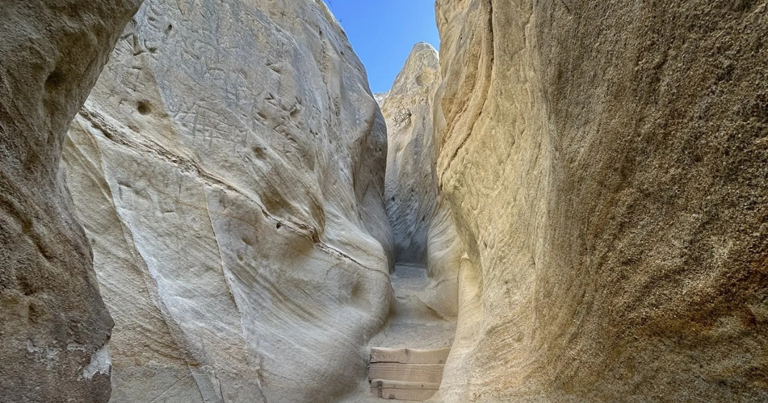 This Is the Most Claustrophobic Hike in SoCal-Would You Try It?