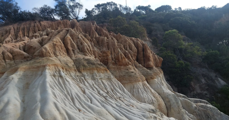 This Is the Most Claustrophobic Hike in SoCal-Would You Try It?