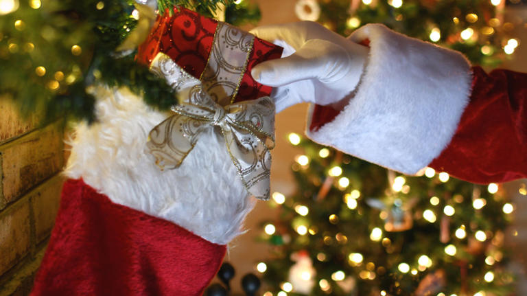 16 Aldi Stocking Stuffers You Need In 2025
