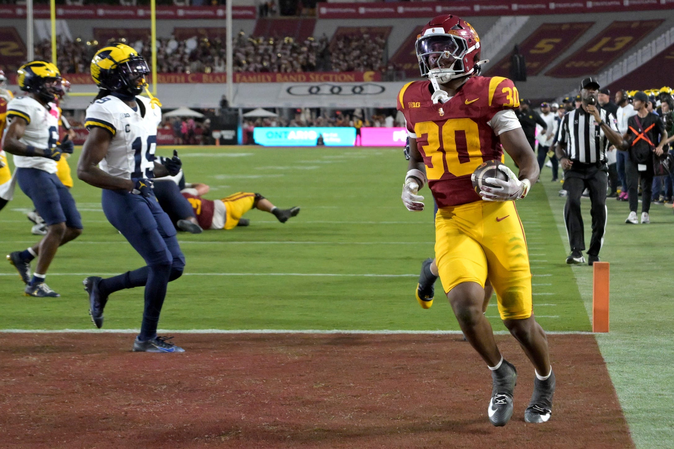 Adam Bradford's five predictions for USC's Homecoming clash with Iowa