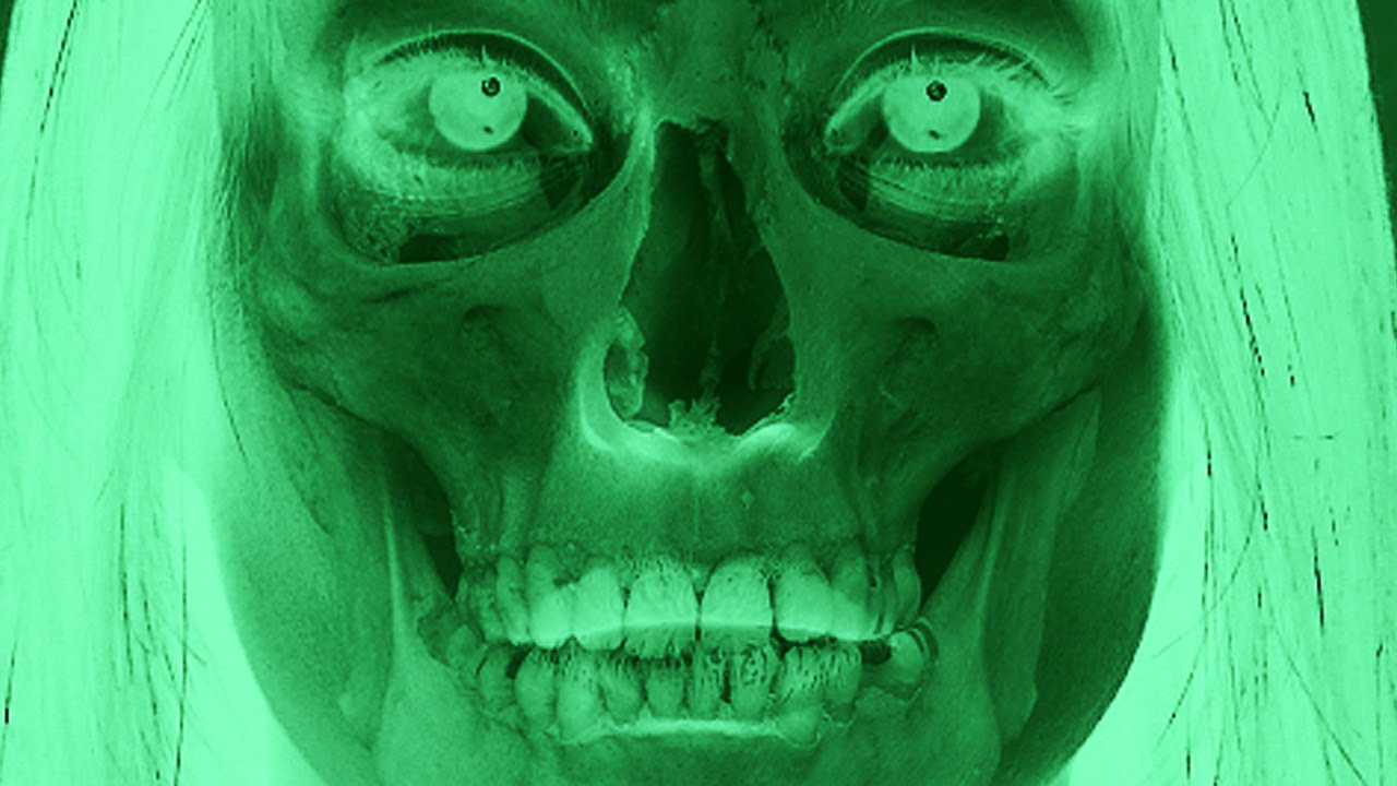 Photoshop tutorial: How to create an eerie, bone-chilling, X-ray of a face!