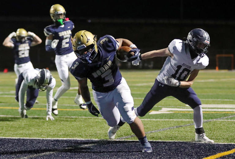 OHSAA football playoff scores, Hoban vs Walsh Jesuit recap, highlights