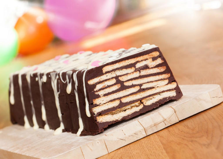 Kalter Hund: Warum dieser Schoko-Keks-Kuchen bis heute so beliebt ist
