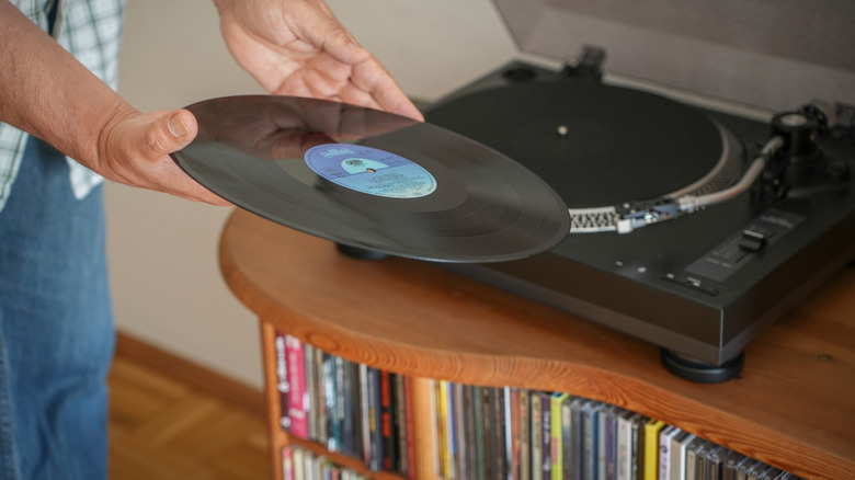 Hack Your IKEA EKET To Make The Best Portable Storage For Your Vinyl ...