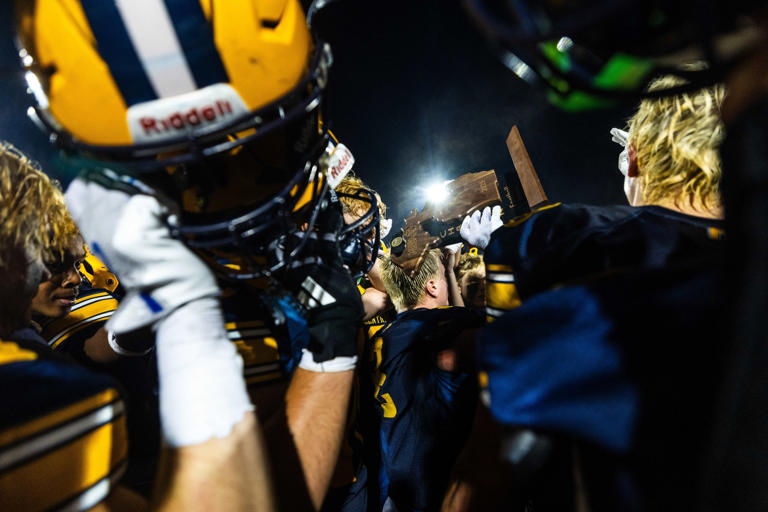 Portage Central storms back from halftime deficit to win first regional ...