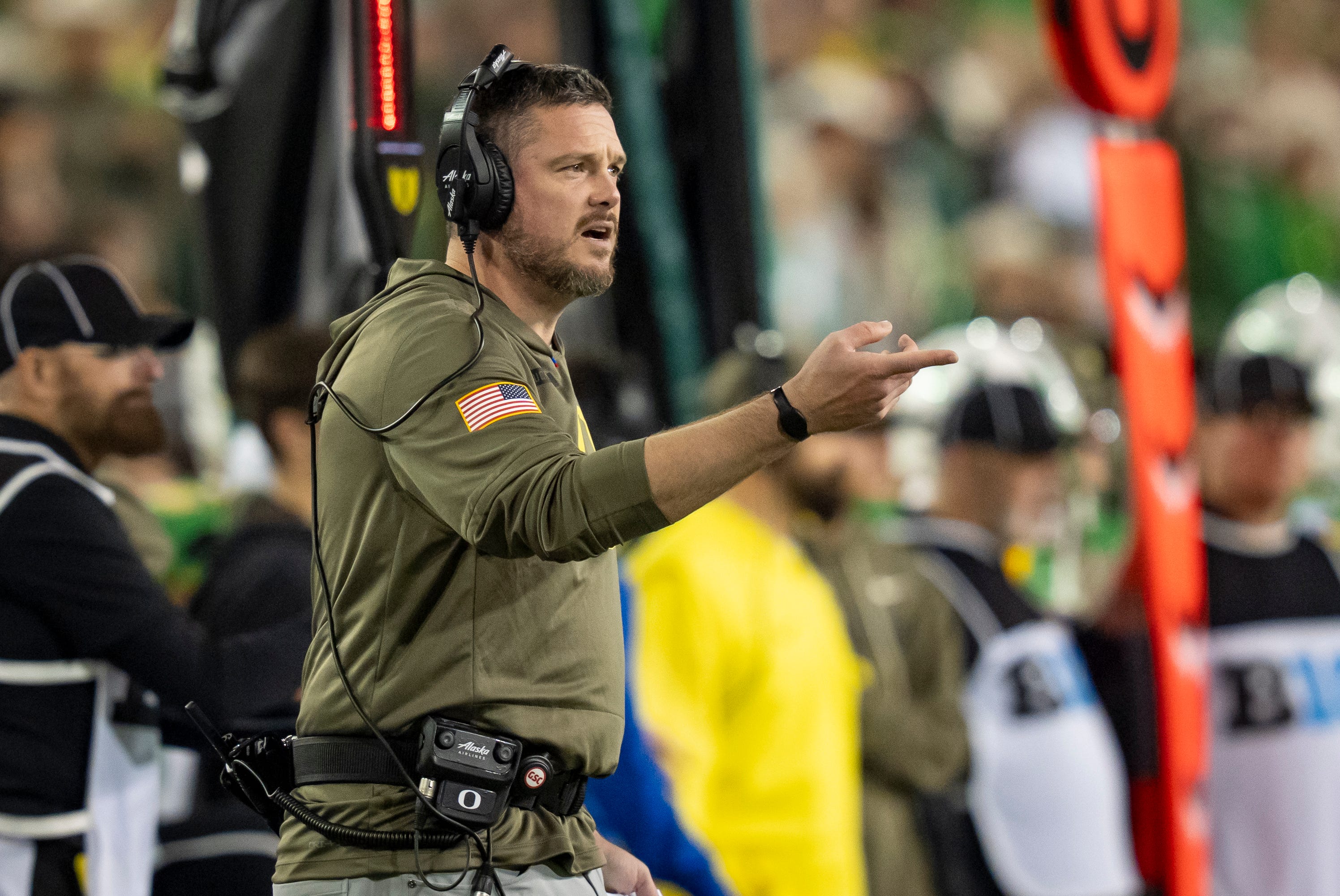 Oregon football's Dan Lanning talks USC offense, Makai Lemon ahead of ...