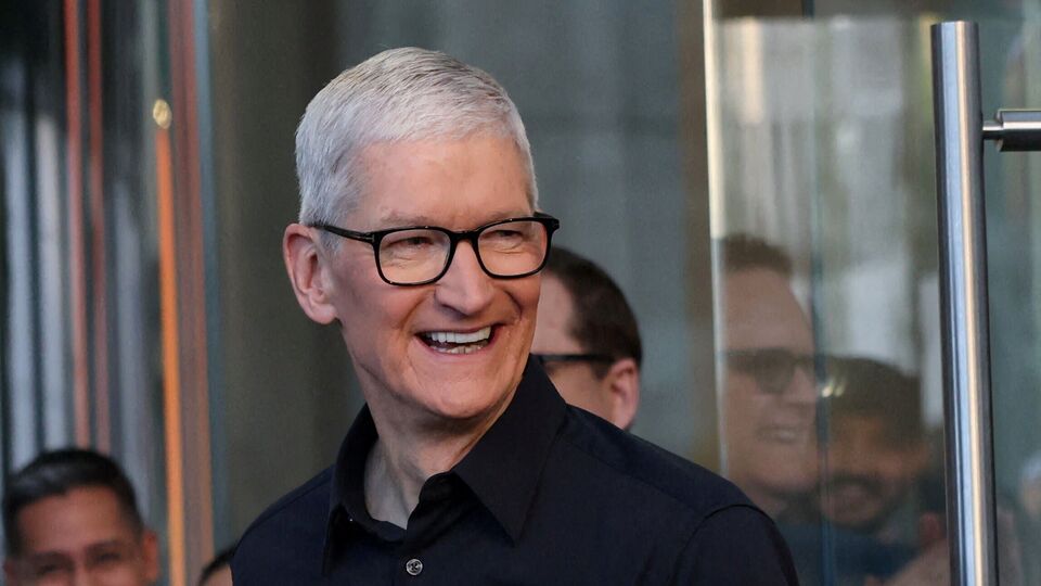 Who is most likely to replace Tim Cook as Apple steps up succession plan?