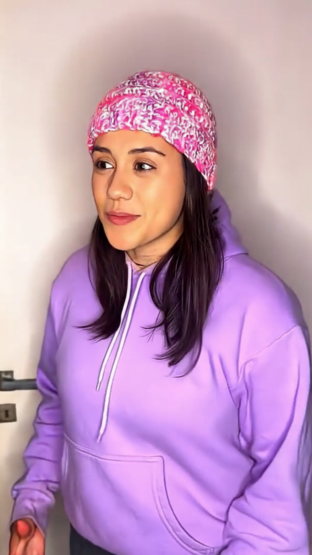 POV con interacción breve en momento cotidiano