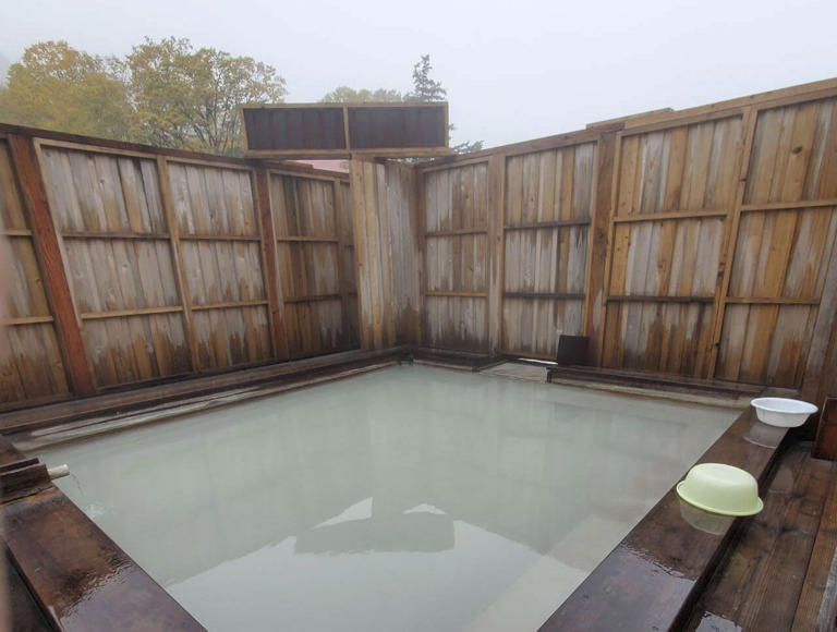 Japan group sets definition of hot spring culture for UNESCO heritage bid