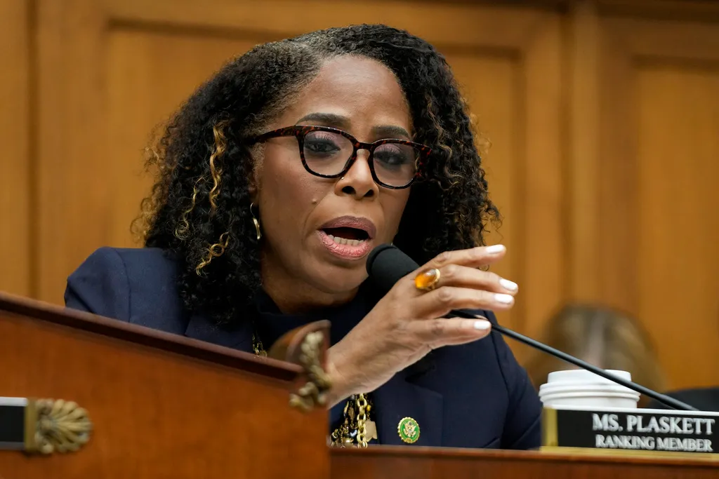House Democrat allegedly texted with Epstein during Cohen hearing in 2019