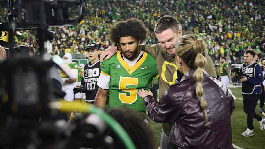 What Oregon Coach Dan Lanning Said About Dante Moore's Record-Setting Night