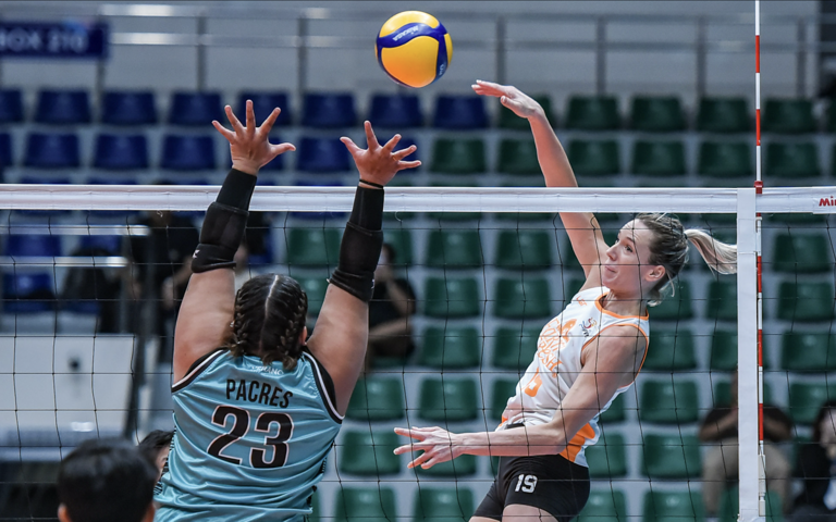 Foxies thump hapless Galeries for 3rd straight win in PVL Reinforced