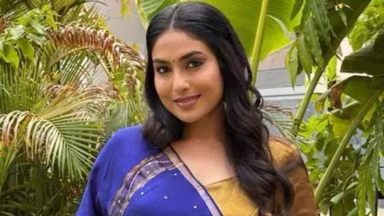 Gujarati actress Niilam Paanchal alleges threat, abuse by cab driver ...