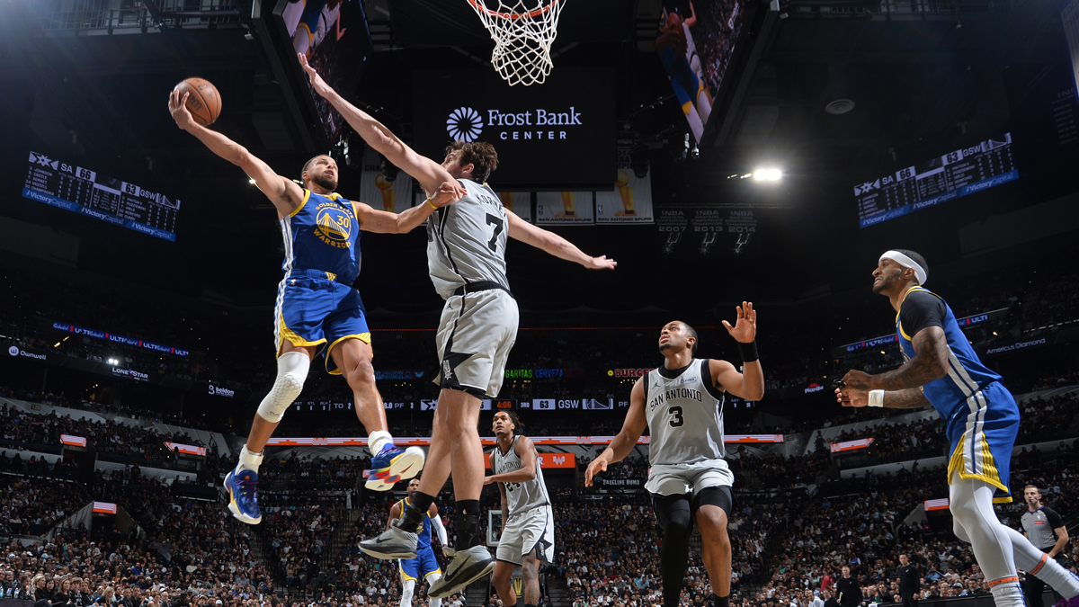 What we learned as Steph Curry drops unreal 49 points to stun Spurs in ...