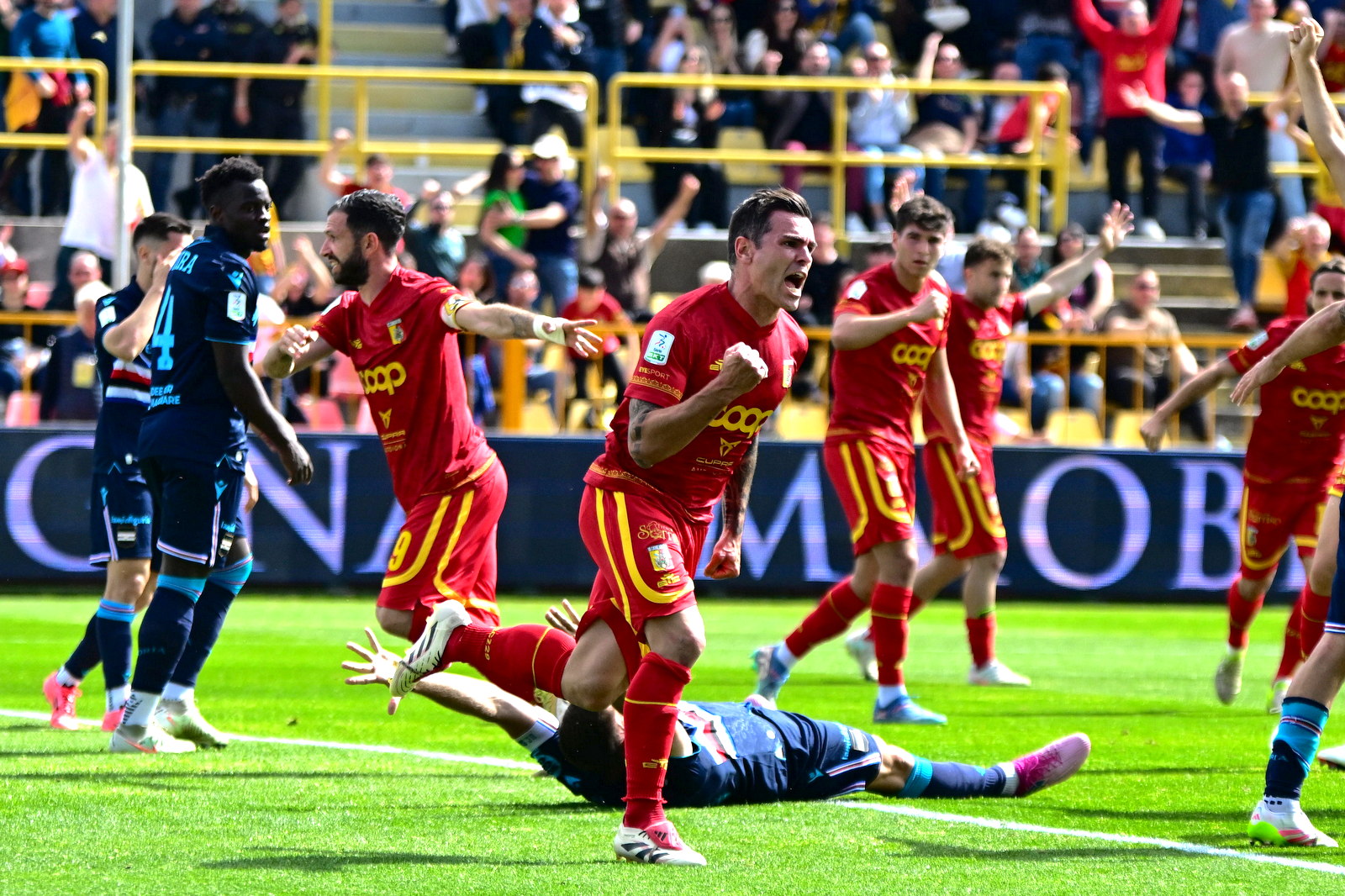 Frosinone-Catanzaro, una partita speciale