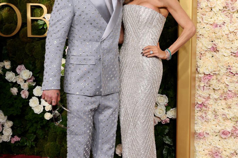 Robbie Williams surprise releases new album Britpop - track by track review