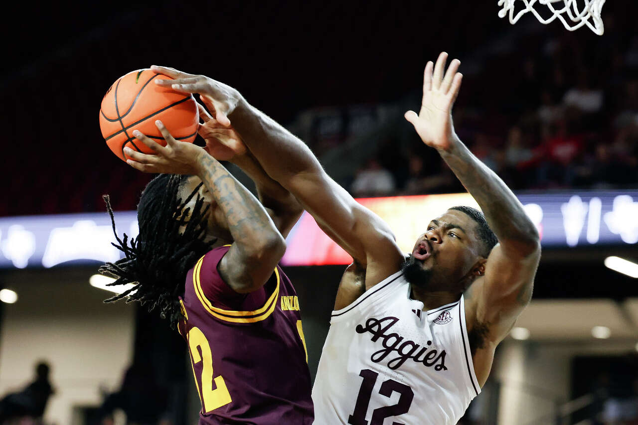 Texas A&M vs UCF : Live updates, how to watch basketball game