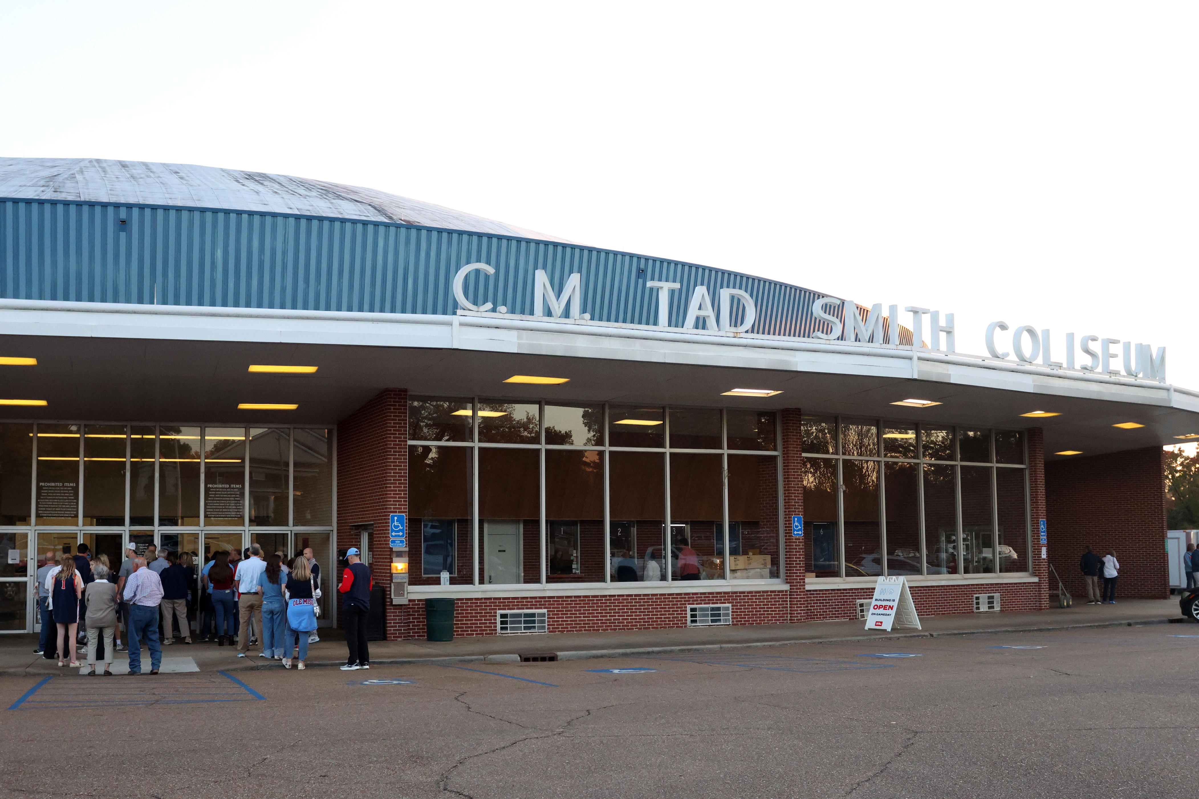 Ole Miss basketball closes Tad Pad with win over CSU Bakersfield