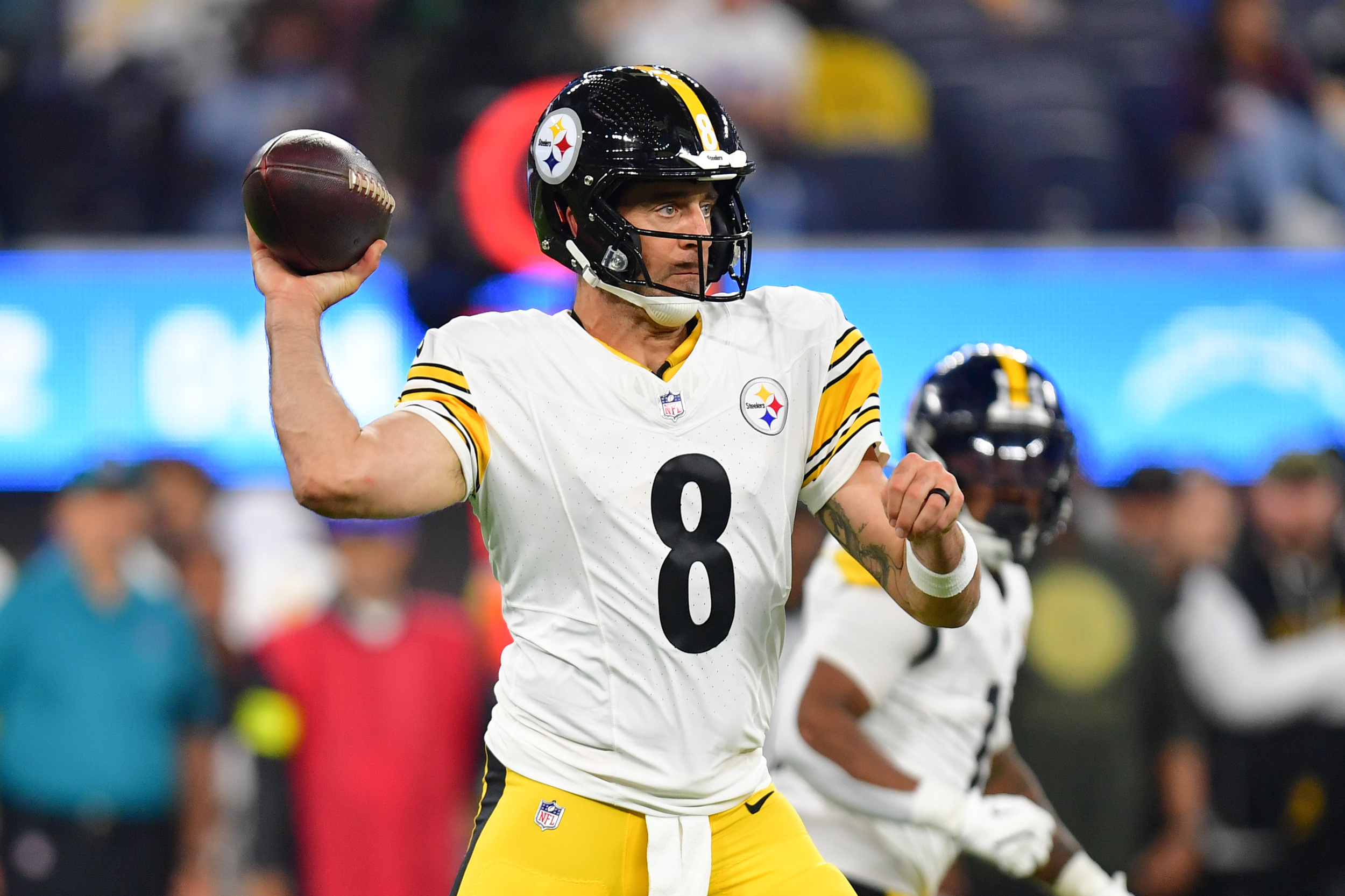 Several Steelers Stars Including Aaron Rodgers Not Happy With Jaylen ...