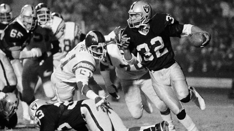 Funeral for football legend Woodrow Lowe draws former teammates ...