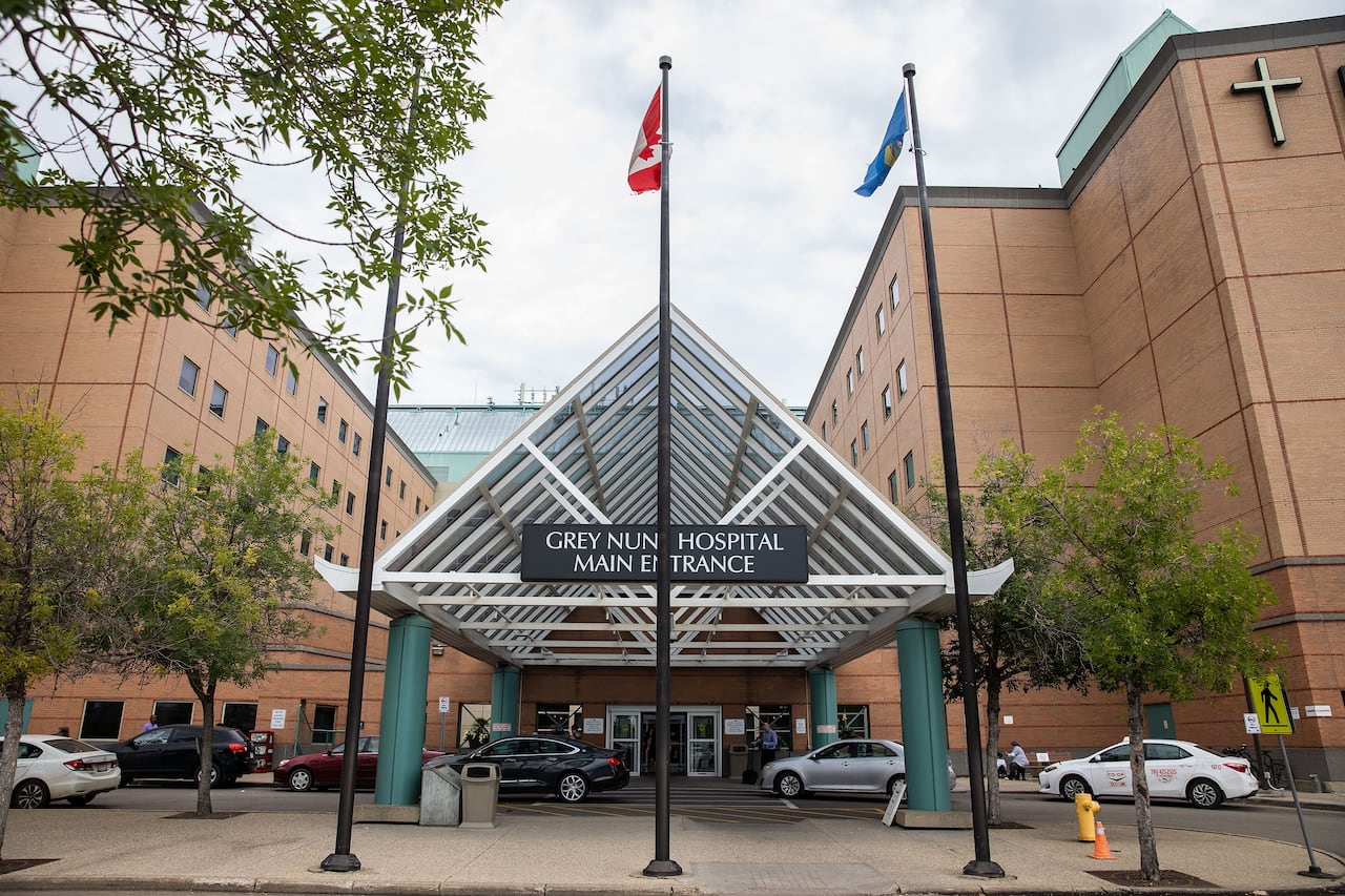 Alberta rolls out plan to improve acute care, but critics say it lacks ...