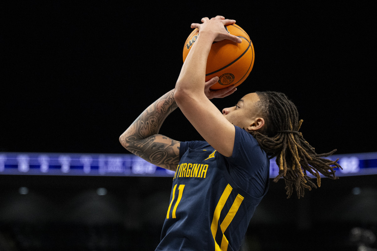 West Virginia Stuns No. 15 Duke After Entire Bench Is Ejected