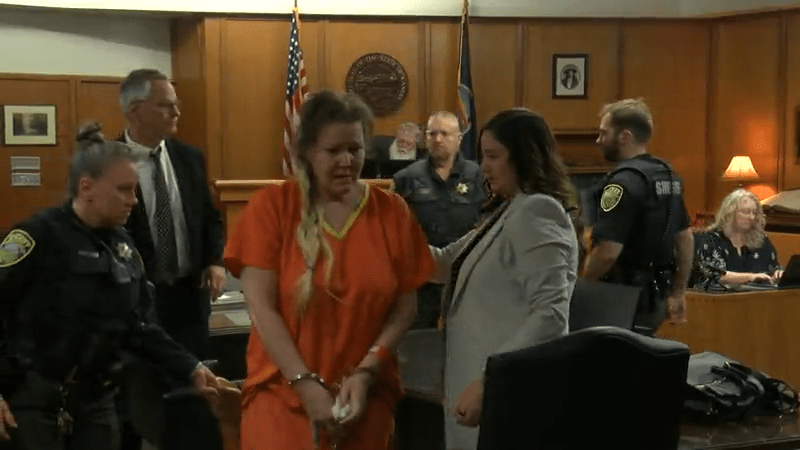 Ex-TV anchor accused in mom’s killing in Wichita to have mental evaluation