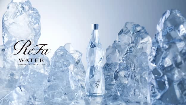 リファの「5000円の水」飲んでみた