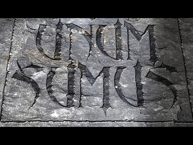 Photoshop tutorial: How to carve text and graphics into a mountain wall