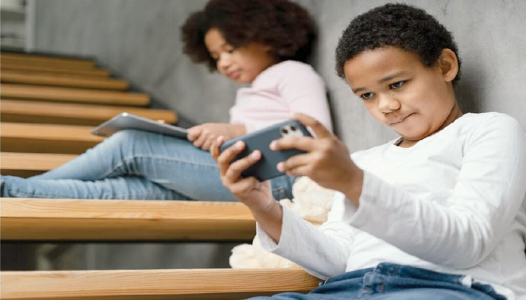 Tales of families torn apart by social media\xa0addiction