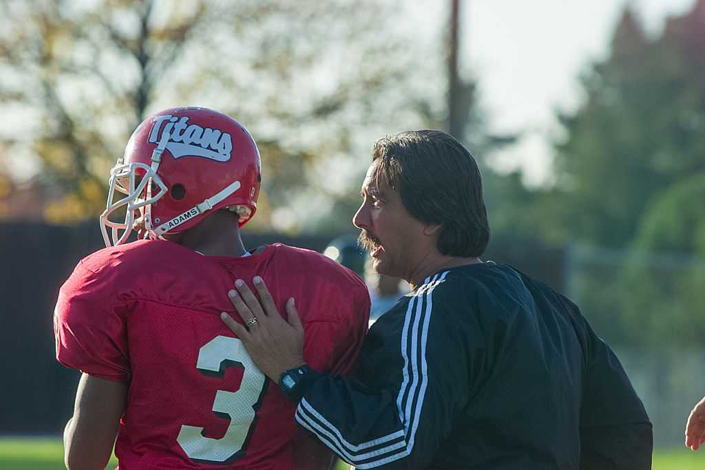 College football coach John Beam from ‘Last Chance U’ has died after ...